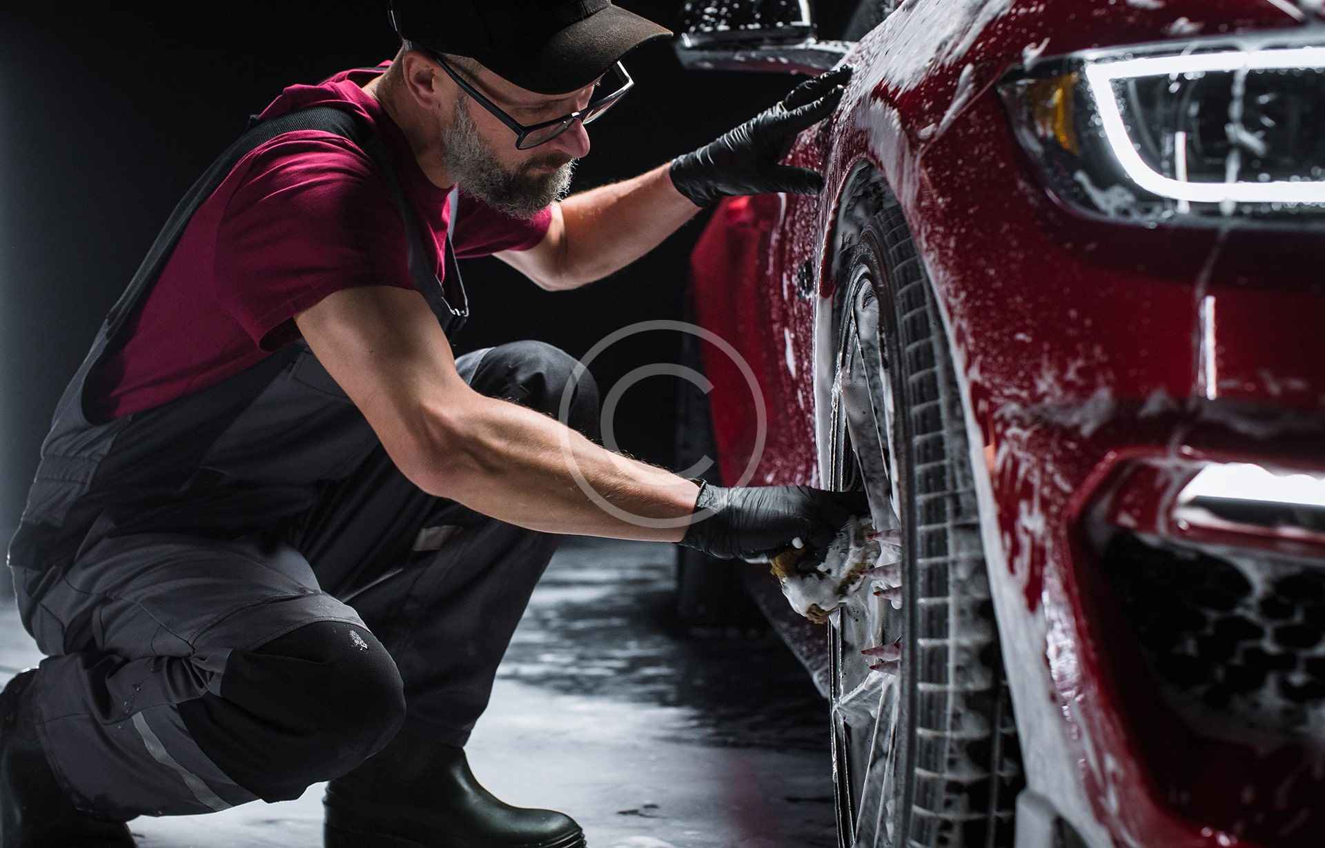 The best soap and wax to cover your car with – Mizari